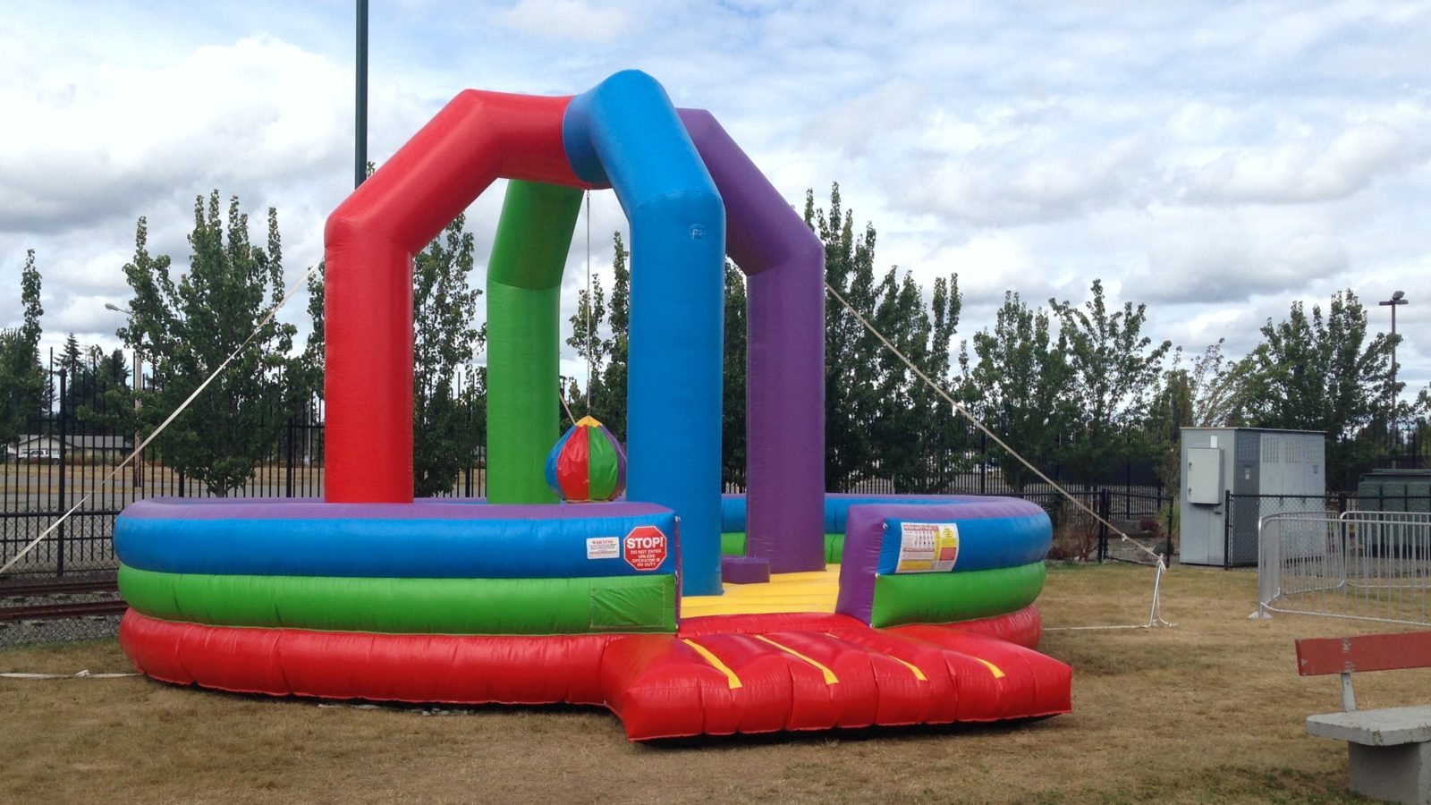 Wacky Ball Platform Battle · 4-Player · Active Game Rental