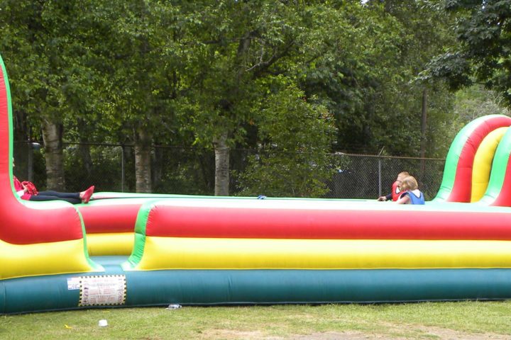 Bungee Basketball 2-Player Inflatable Challenge Game Rental — National ...