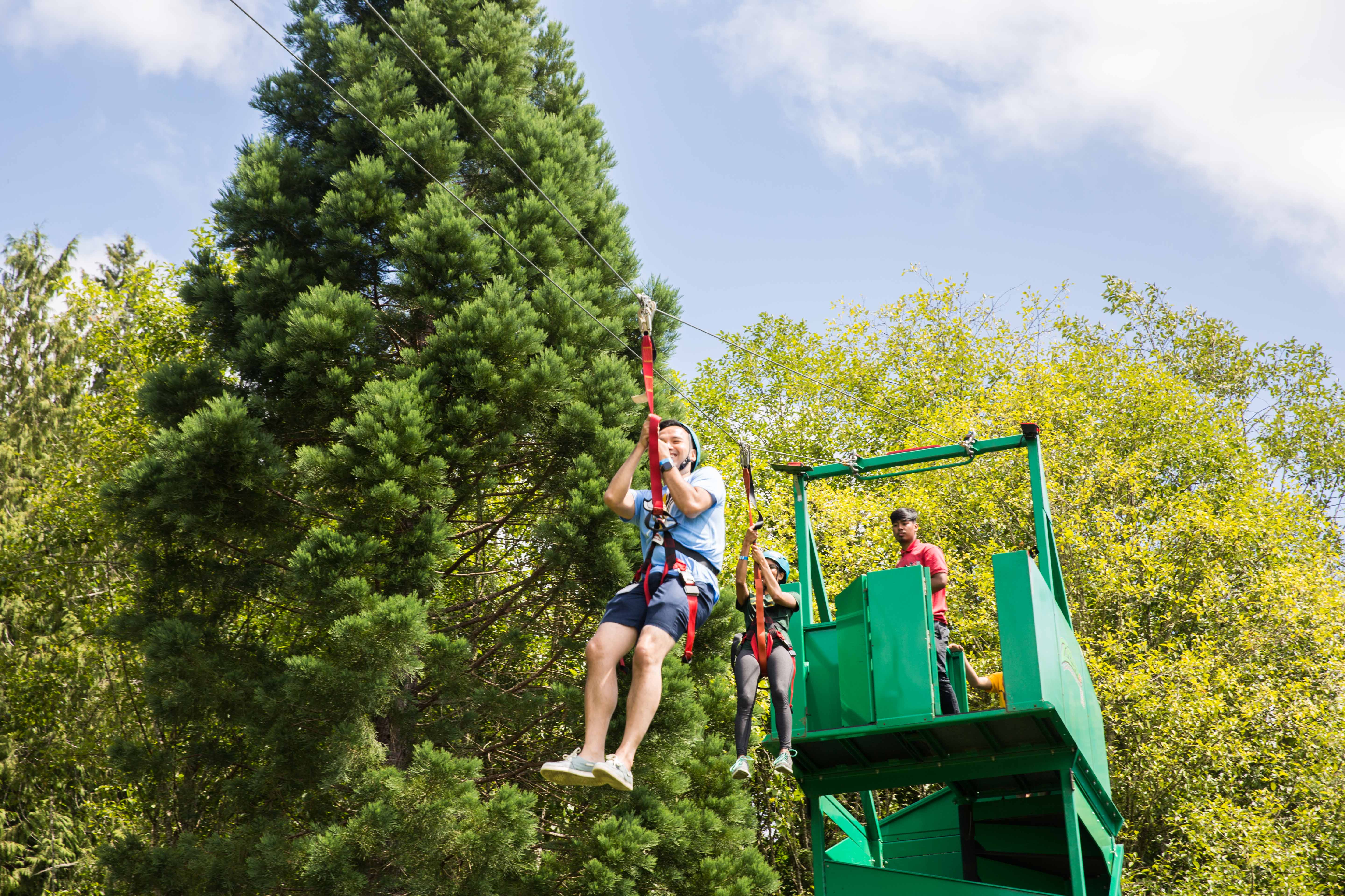 28 Captivating Corporate Team Building Games