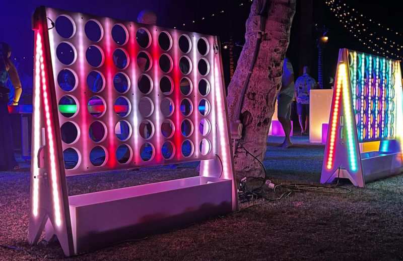 LED Giant Connect 4